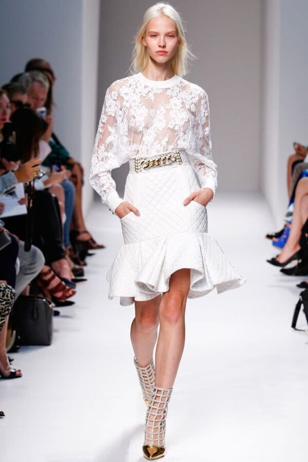 Chrissy Teigen & Emily Ratajkowski Have A Sexy-Off – VIVE MAGAZINE